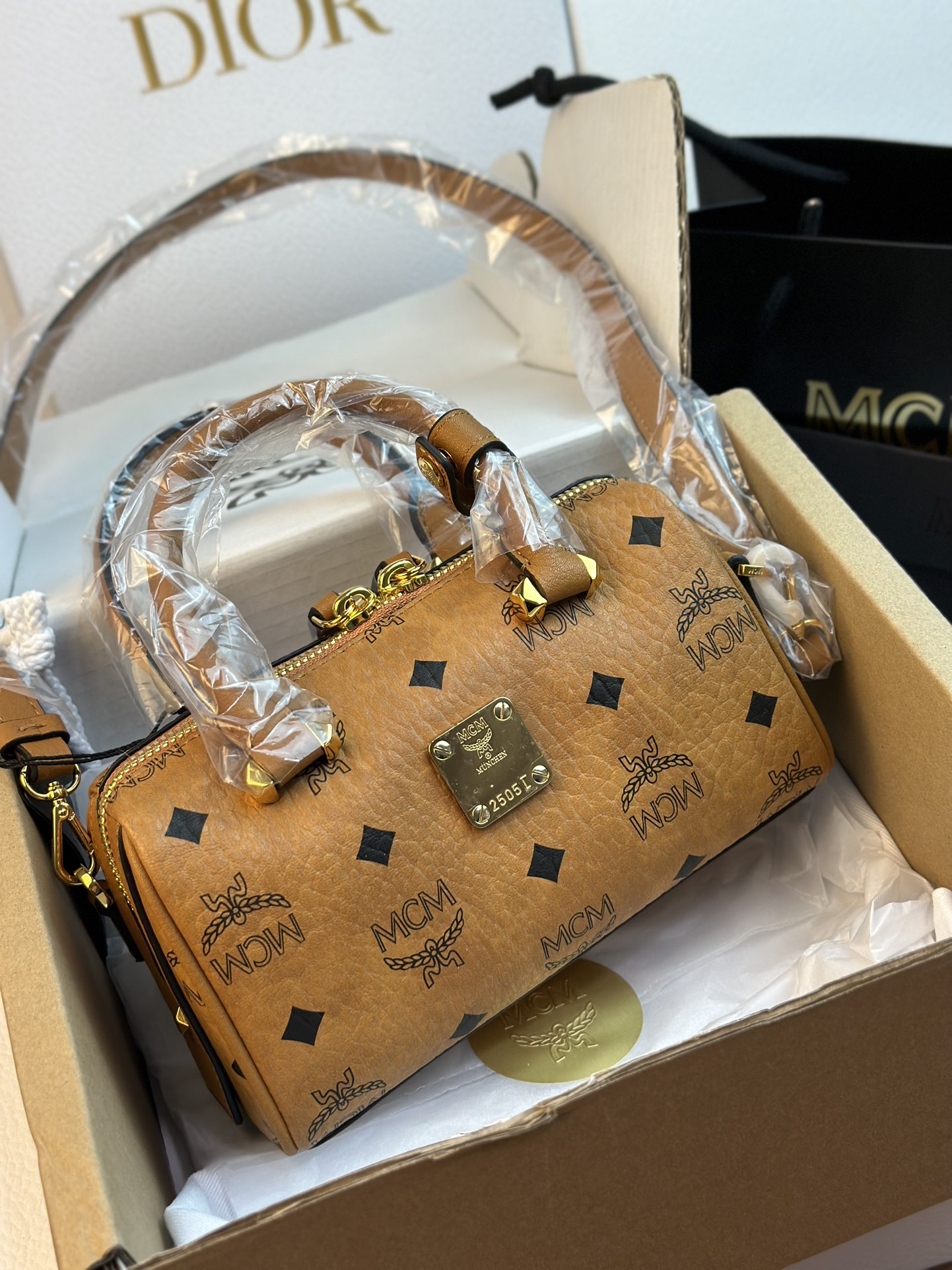 MCM Original 1:1 replica