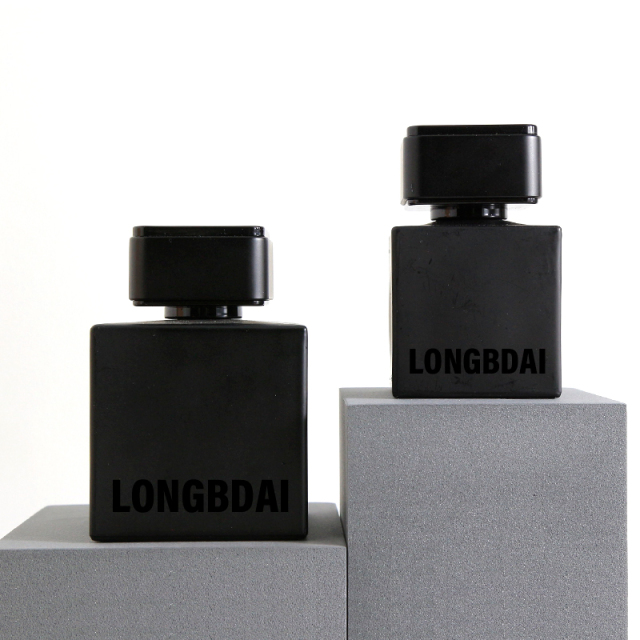 Custom square black perfume bottle perfume bottle 100ml with black cap