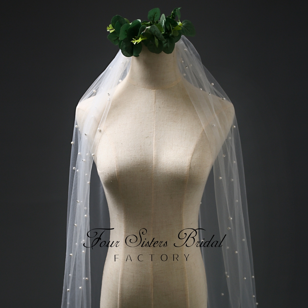 Pearl Appliques Veil
