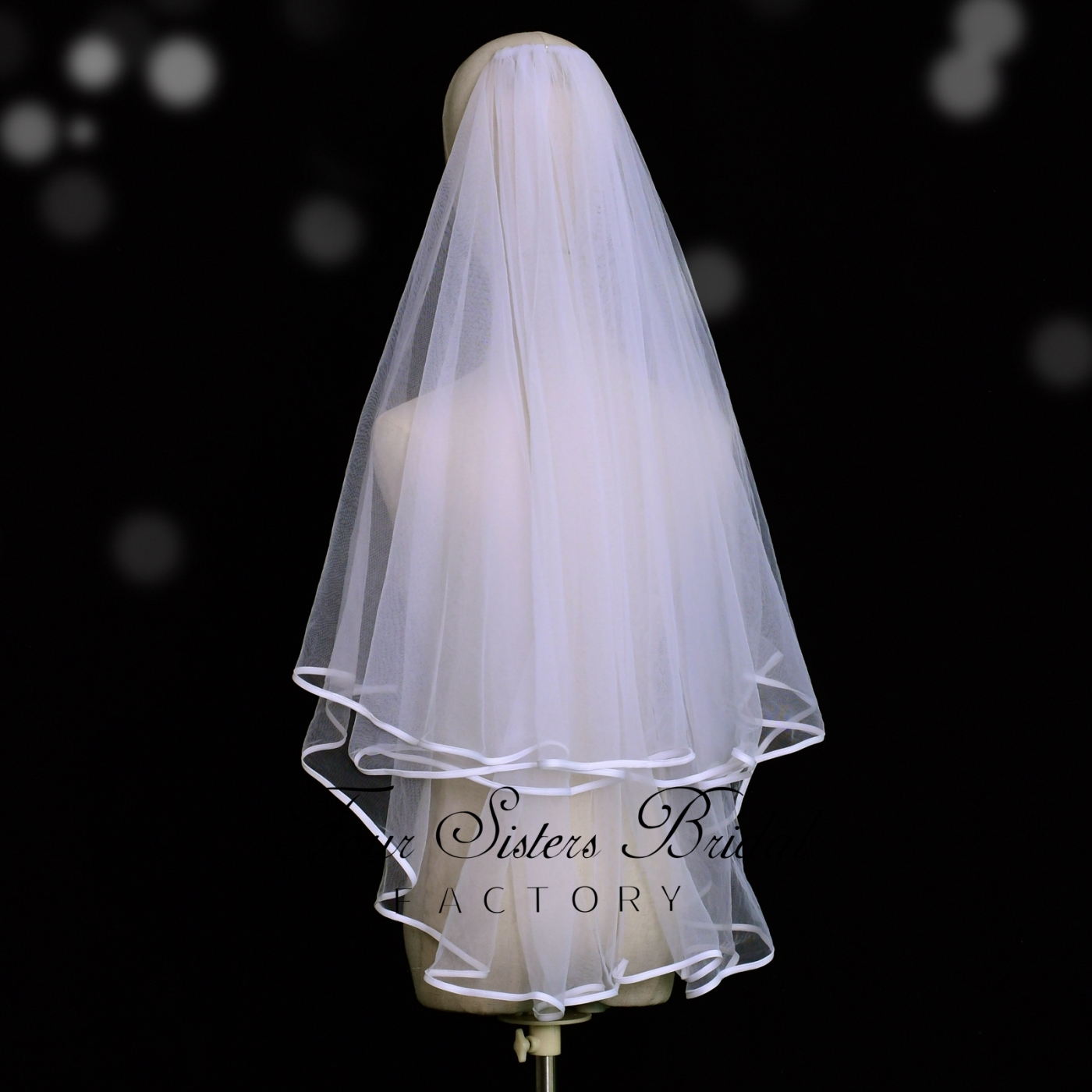 Simple Elegant Satin Edge Veils