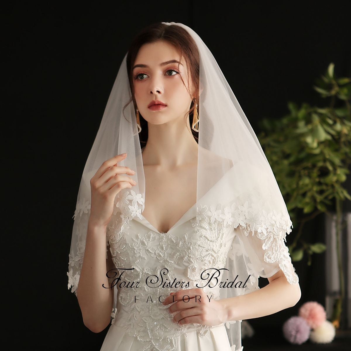 Two Layers Lace Bridal Veils