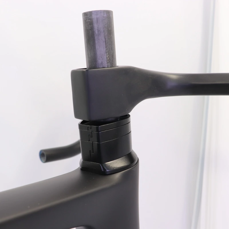 VB-R-099 Carbon Road Bike Frame Hidden Cables