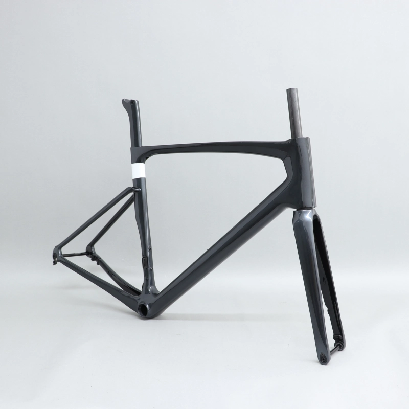 R 168 Metallic Grey Glossy Paint