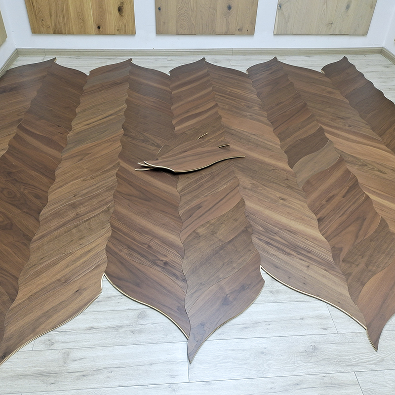 Leaf parquet Walnut --Install Test