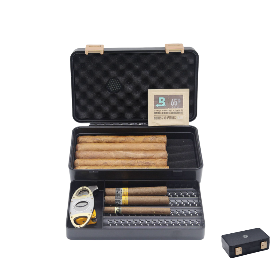 Portable Cigar Humidor Case w/ Cutter