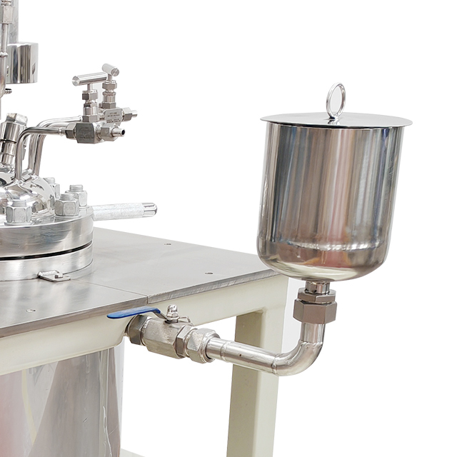 10 liters stainless reactor jacked heat with oil batch