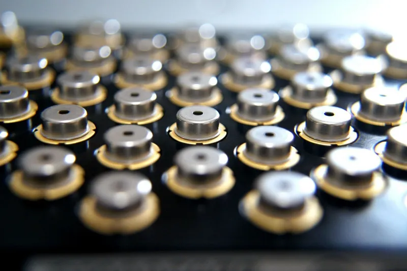 NICHIA 1.6W 445nm Blue Laser Diode (9mm TO-5) NDB7875