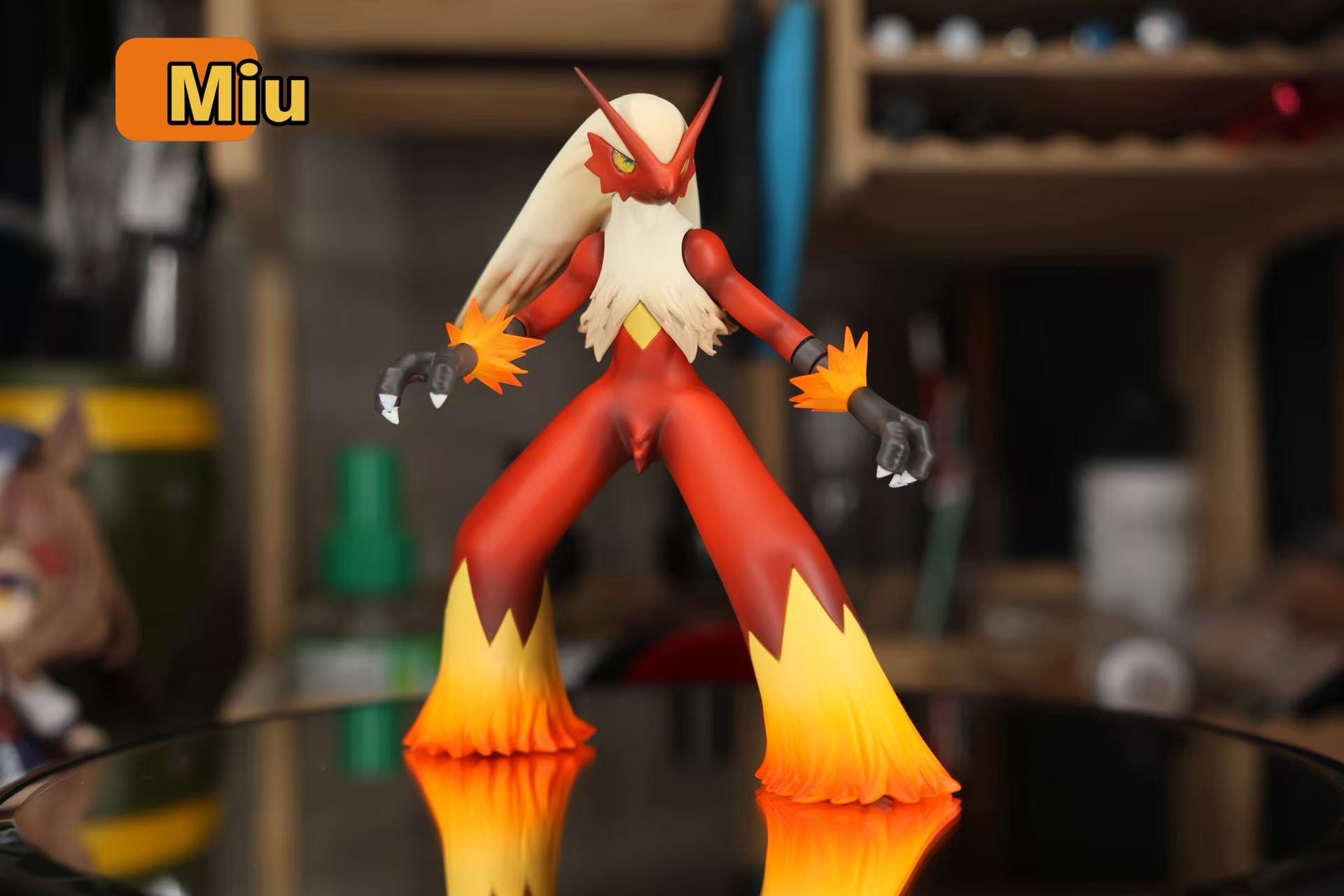 Miu Studio - Blaziken - Pokemon Scale World