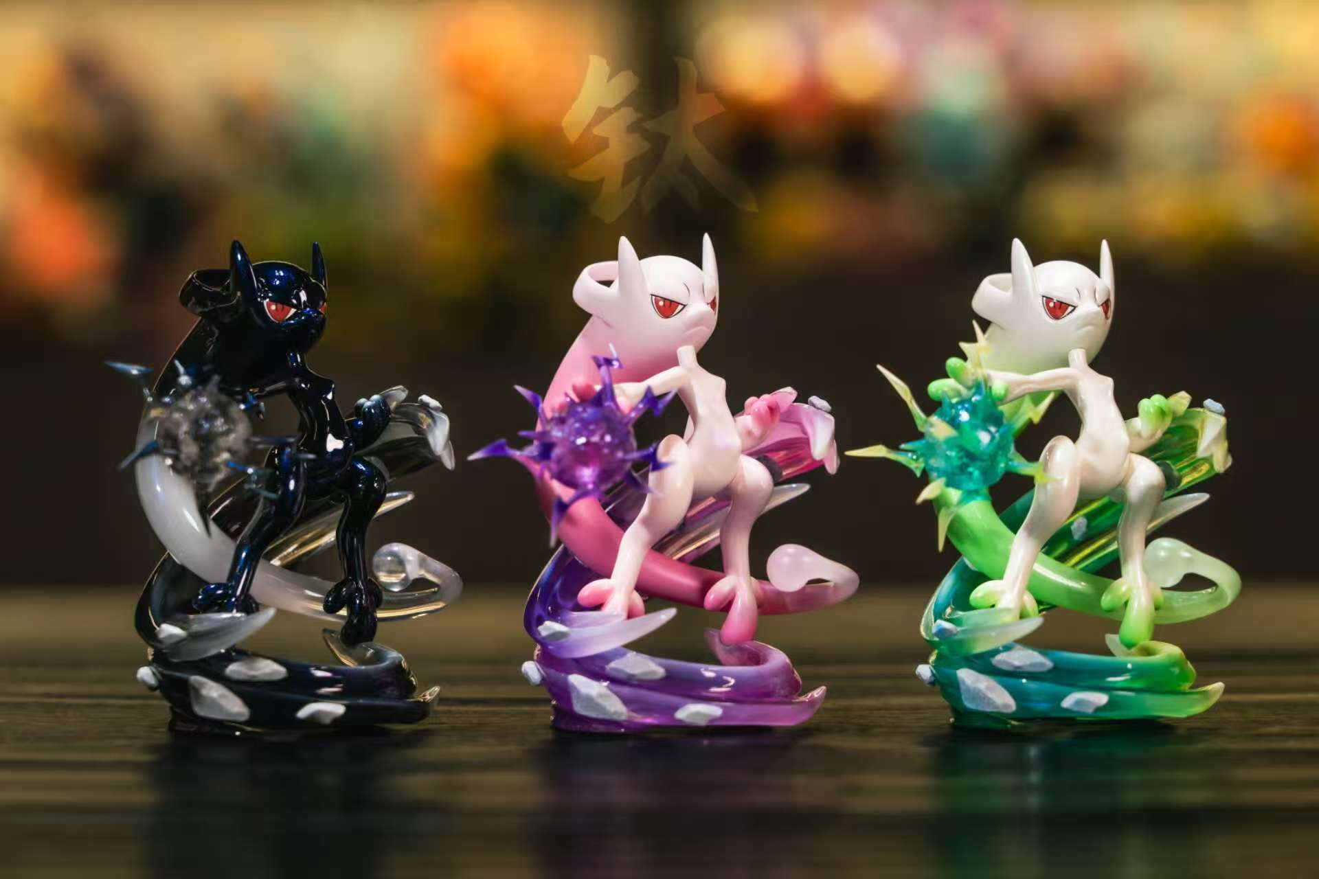 Moon Stone Studio - Mewtwo Y - Pokemon Scale World