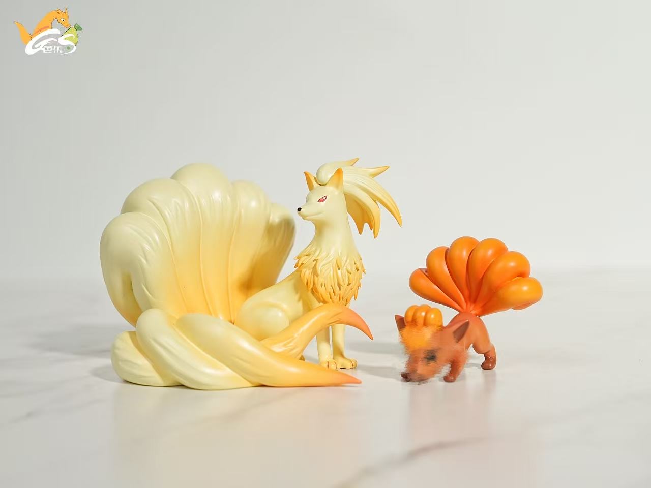 BaLe Studio - Vulpix x Ninetales - Pokemon Scale World