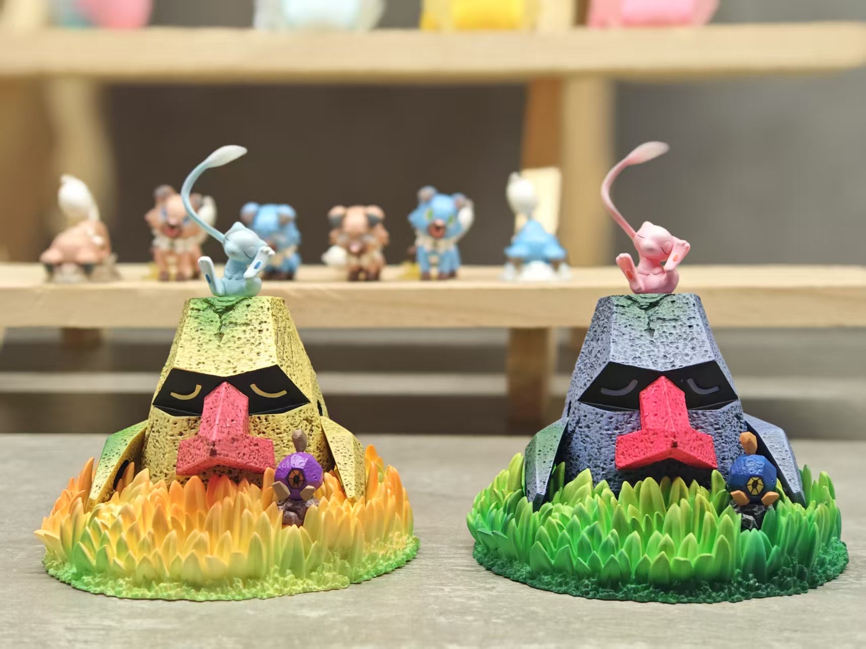 Zoo Studio - Nosepass x Mew - Pokemon Resin Statue