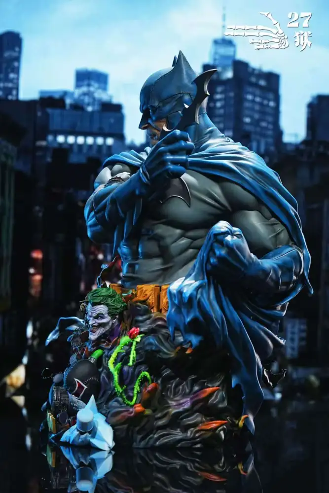 27Abyss Studio - Batman Bust - DC Resin Statue