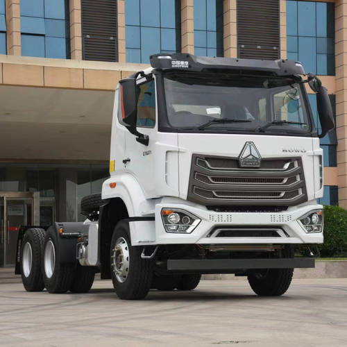 HOWO N7 TRACTOR TRUCK