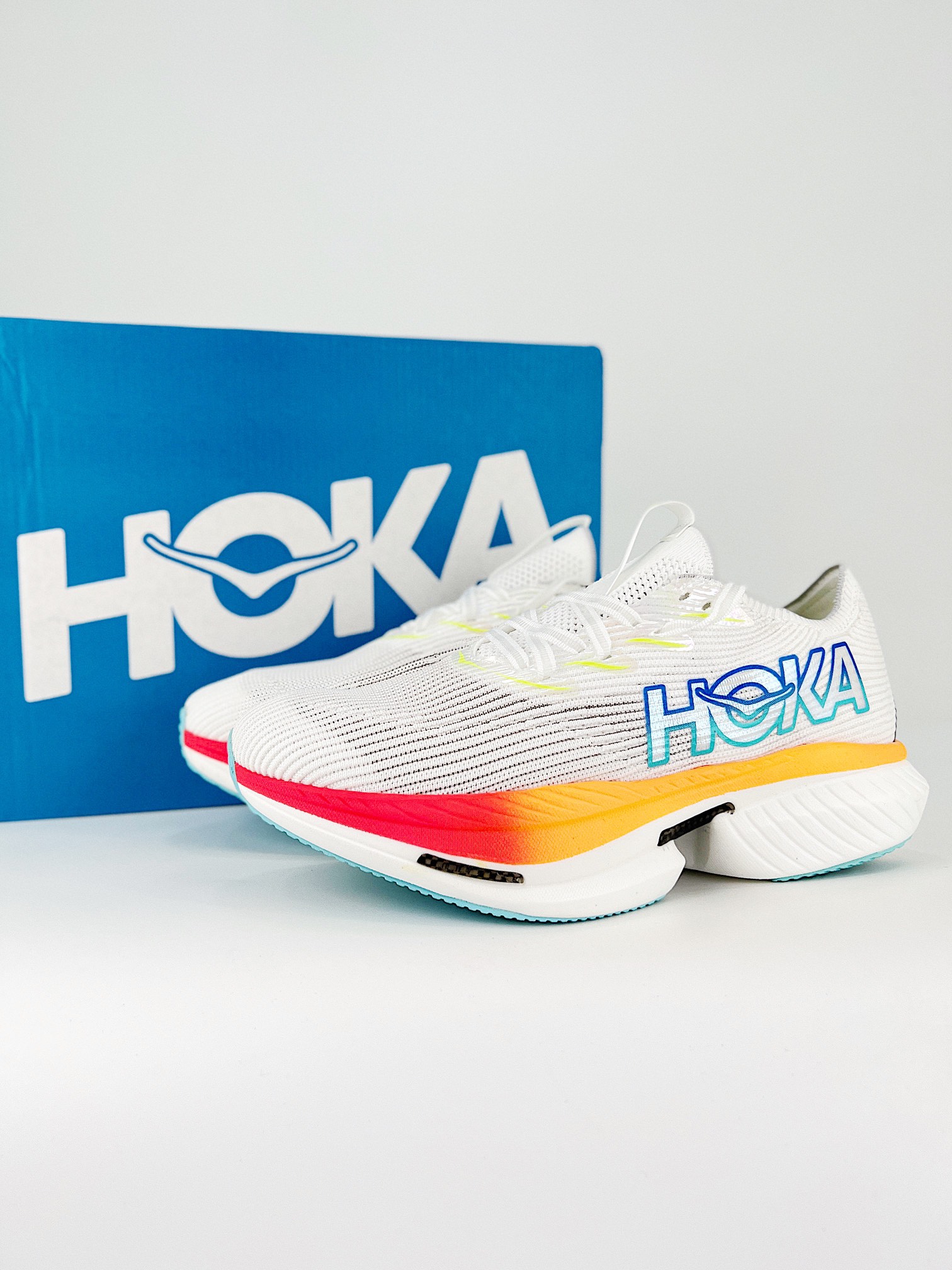 36-45 HOKA UCIELOX1 new color match this brand comes from the Maori ...