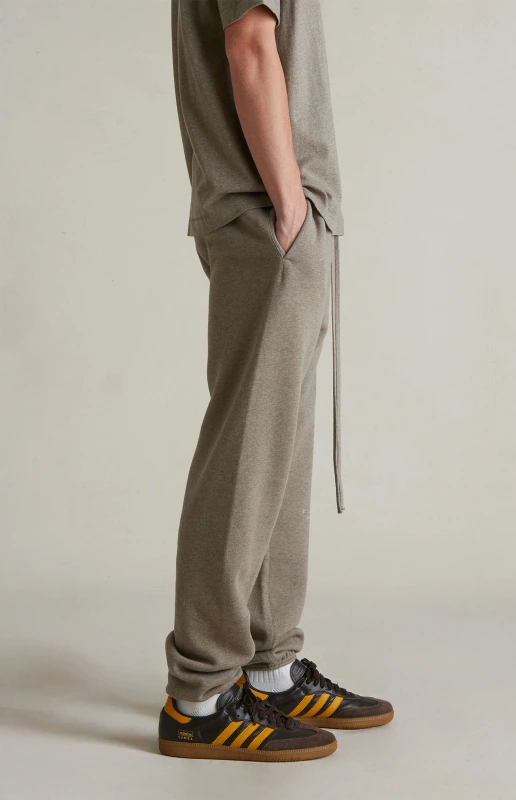 SP25 Essentials Sweatpants (Metallic Logo)