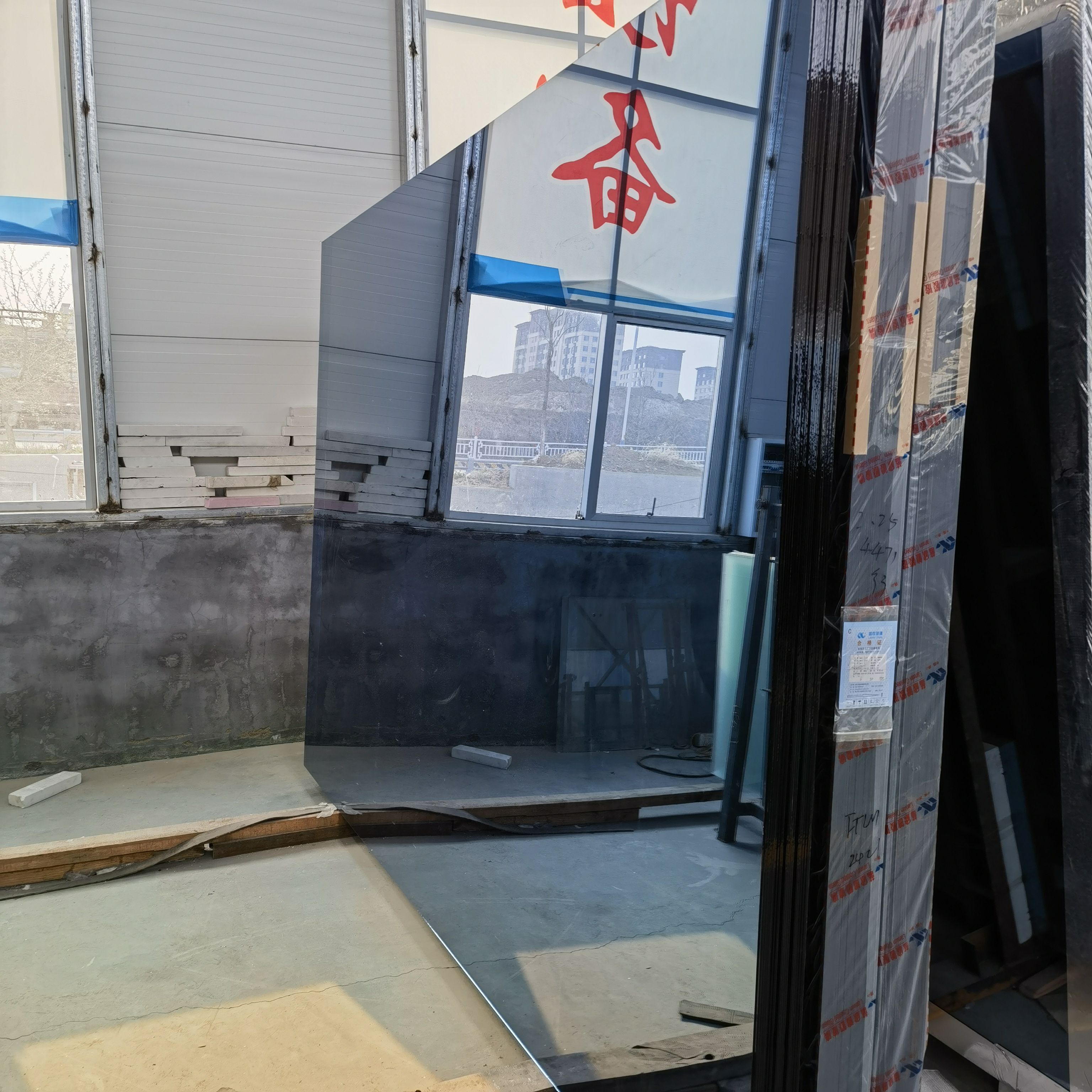 "High-Performance Low-E Glass | Energy Efficient & UV Protective Low ...