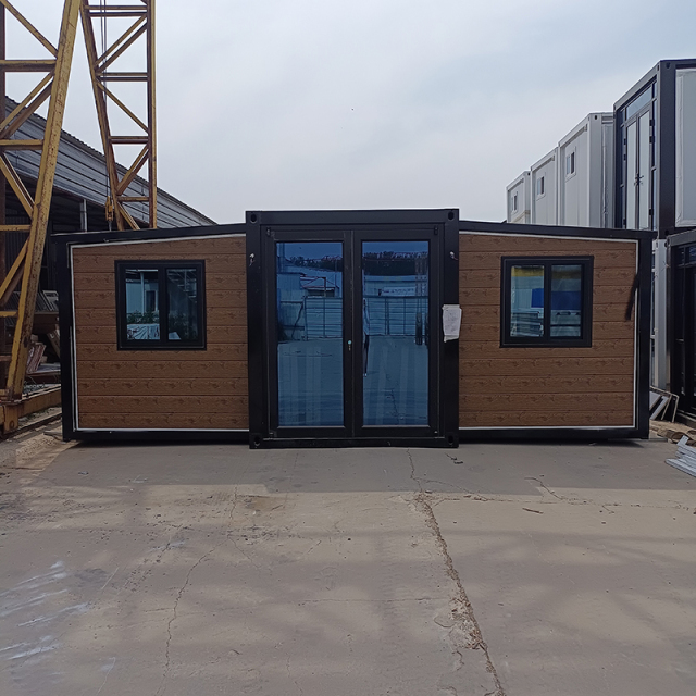 Prefabricated Container With Sandwich Panel