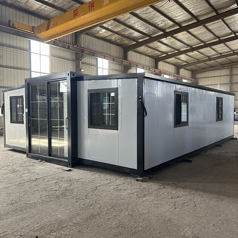 30ft Expandable House Black Frame White Walls