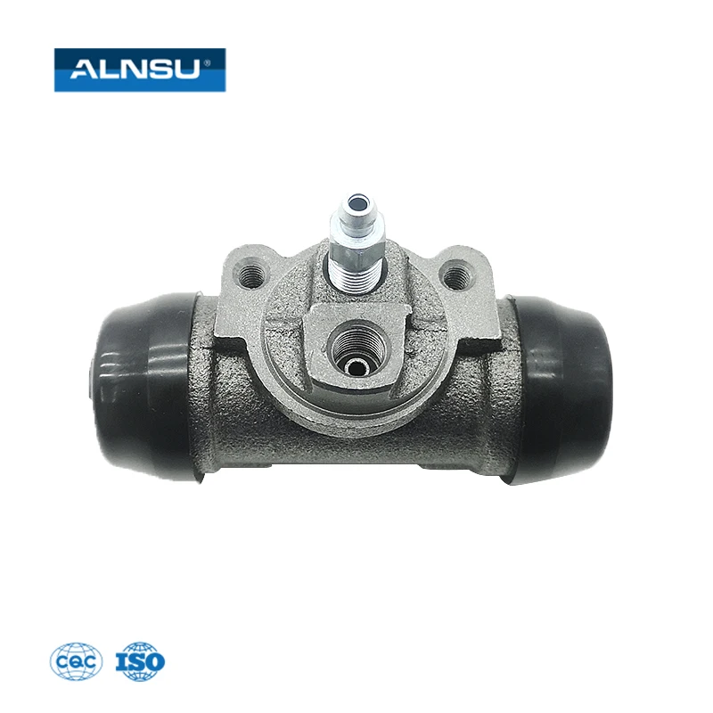 Wholesale price high quality brake master cylinder for Toyota HILUX ...
