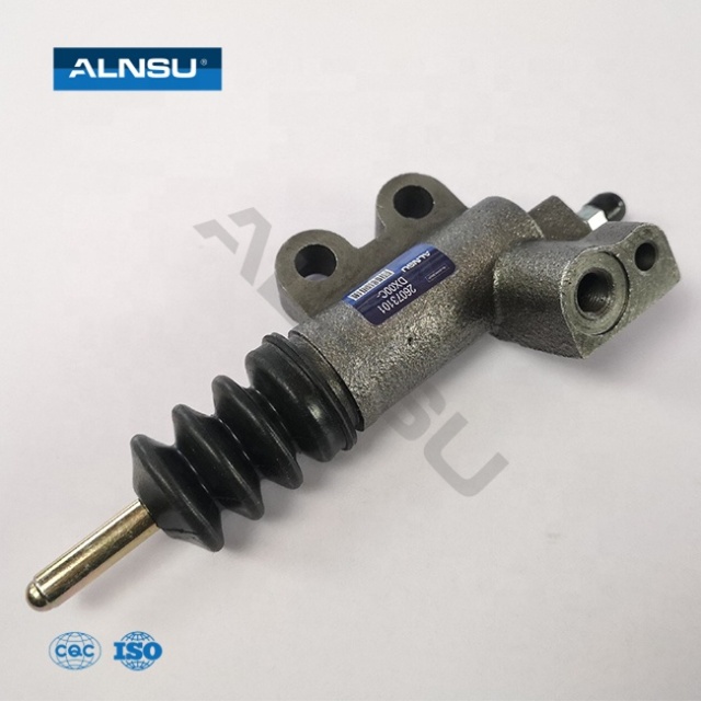 Clutch slave cylinder for Nissan Patrol Y60 30620-01J01