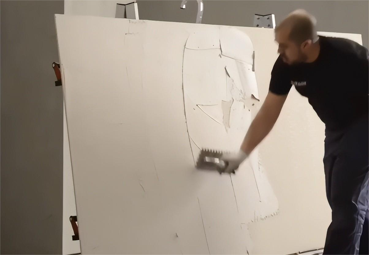 What is Sintered stones? How is it installed?