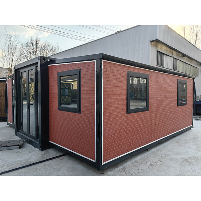 Red Exterior Cladding 20Ft Expandable Container House