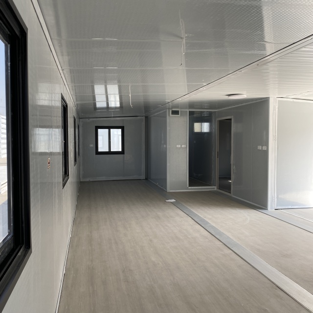 40Ft Grey Siding Expandable Container House