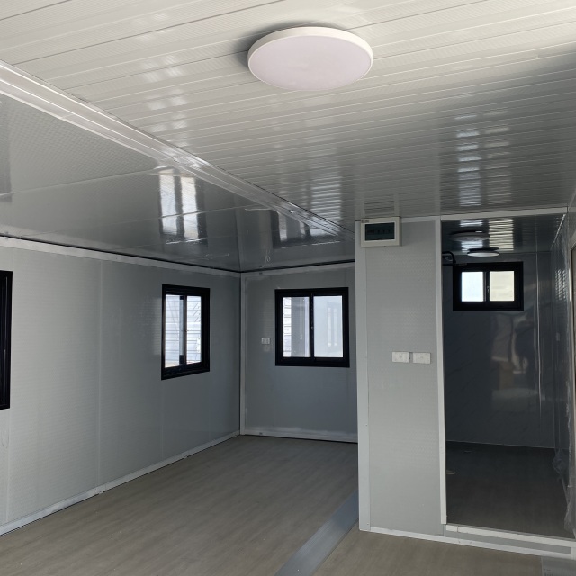 40Ft Grey Siding Expandable Container House