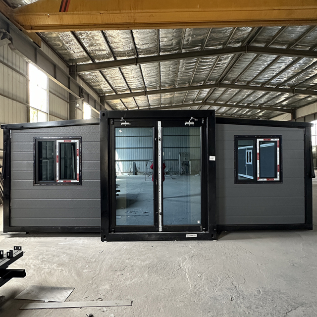 8 Bedroom 40Ft Expandable Container House Can Be Used As Employee Dormitory