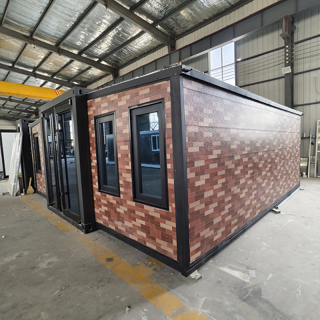 Custom Exterior Wall Expandable Container House