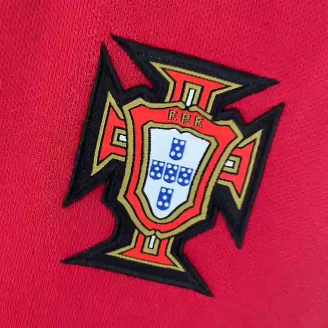 Retro 2006 Portugal Soccer Jersey Home
