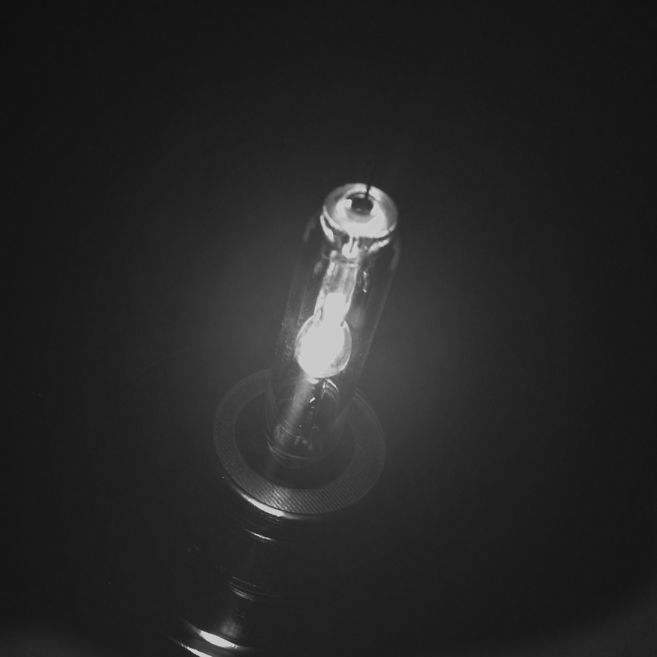 In-depth Comparison of LED and HID Lights Cons and Pros - Selected Guides