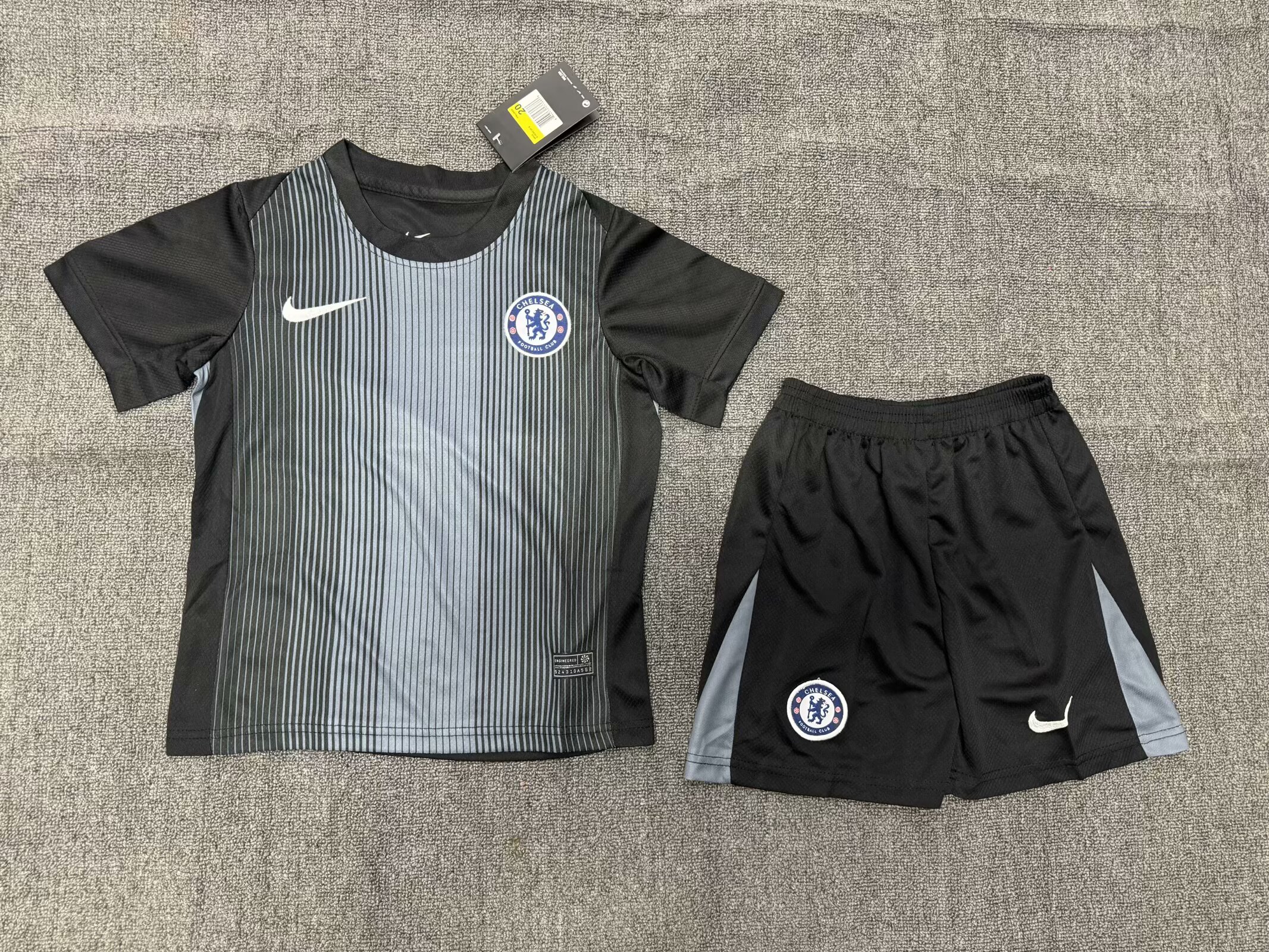2025-2026 Chelsea goalkeeper kids kit