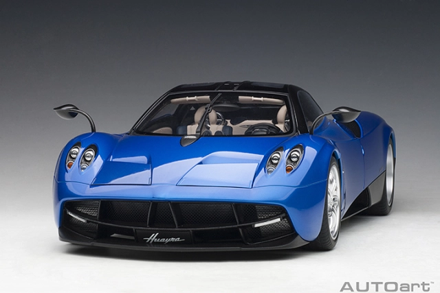 1/12 PAGANI HUAYRA (METALLIC BLUE/SILVER WHEELS)