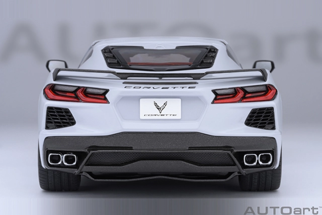 71284 1/18 CHEVROLET CORVETTE C8 STINGRAY Z51 (CERAMIC MATRIX GREY ...