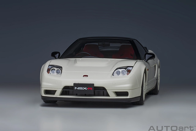 73219 1/18 HONDA NSX-R (NA2)(CHAMPIONSHIP WHITE)