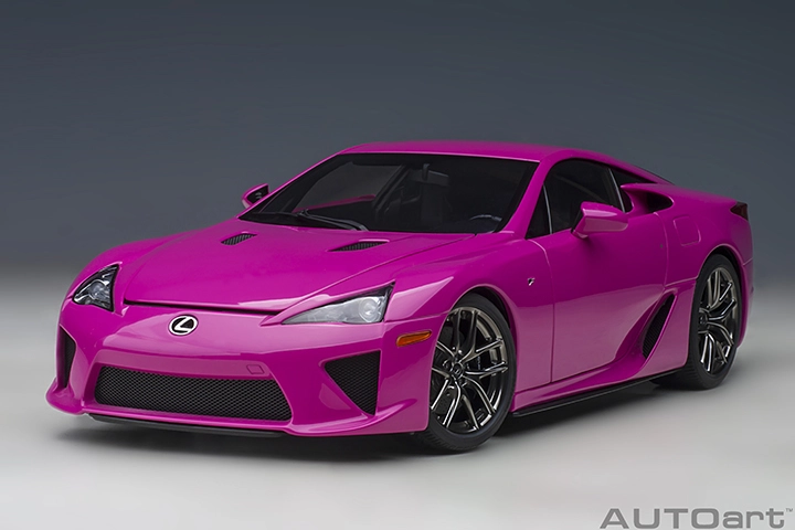 78859 1/18 LEXUS LFA (PASSIONATE PINK)