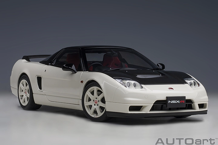 73215 1/18 HONDA NSX-R (NA2)(CHAMPIONSHIP WHITE/BLACK CARBON FIBER VERSION)