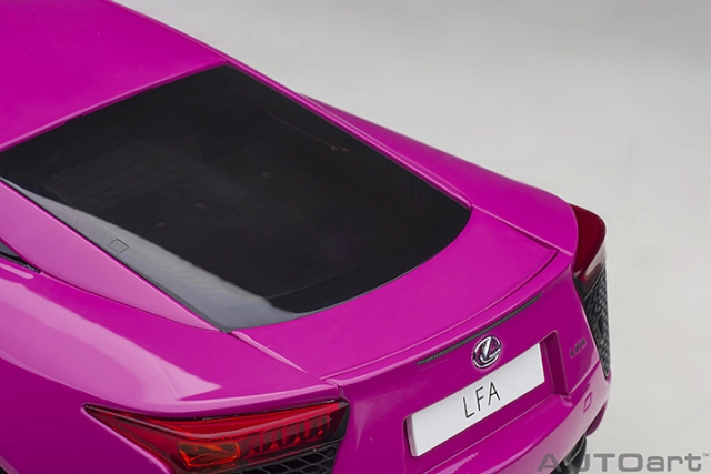 78859 1/18 LEXUS LFA (PASSIONATE PINK)