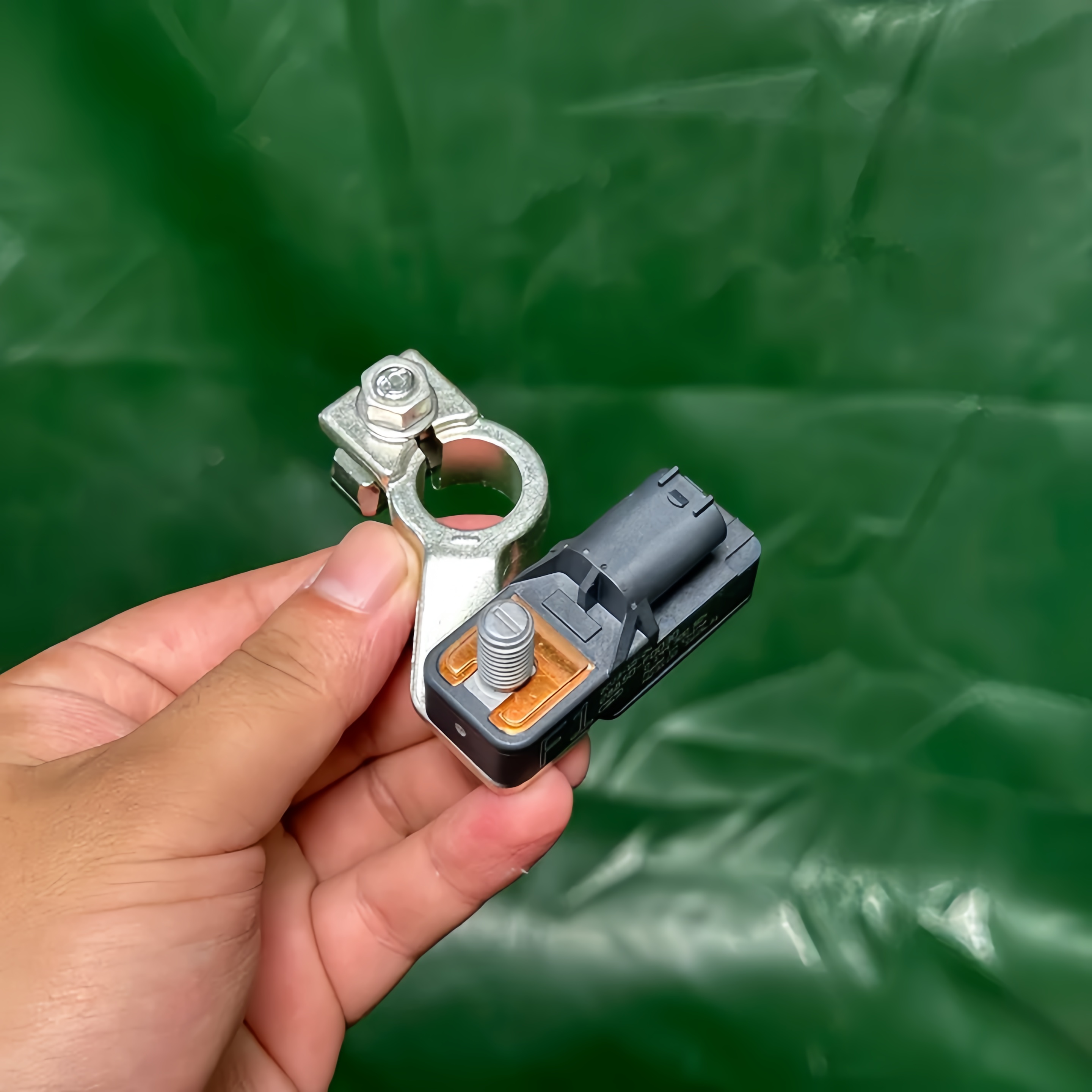 Battery state sensor assembly battery current sensor 28850