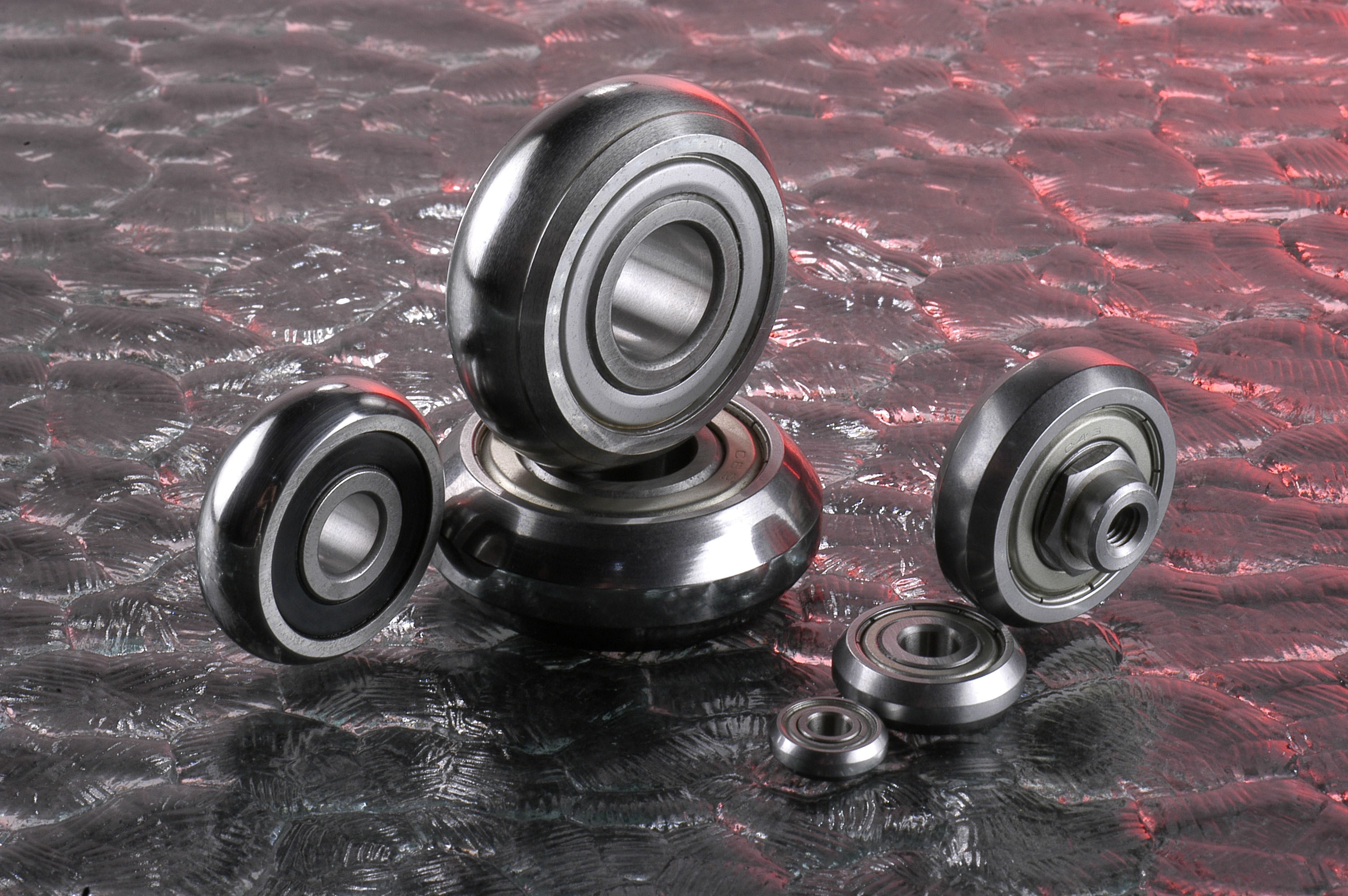 RLN40 -Track roller with spherical profile