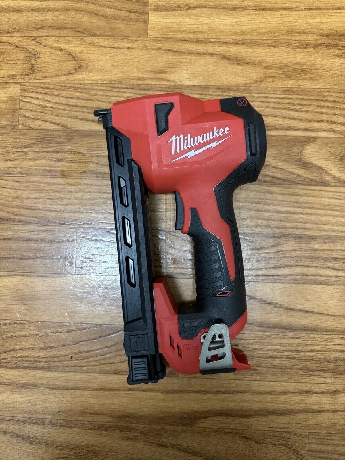 GENUINE Milwaukee 2448-20 M12 12V Cordless Li-Ion Brushed Cable Stapler ...