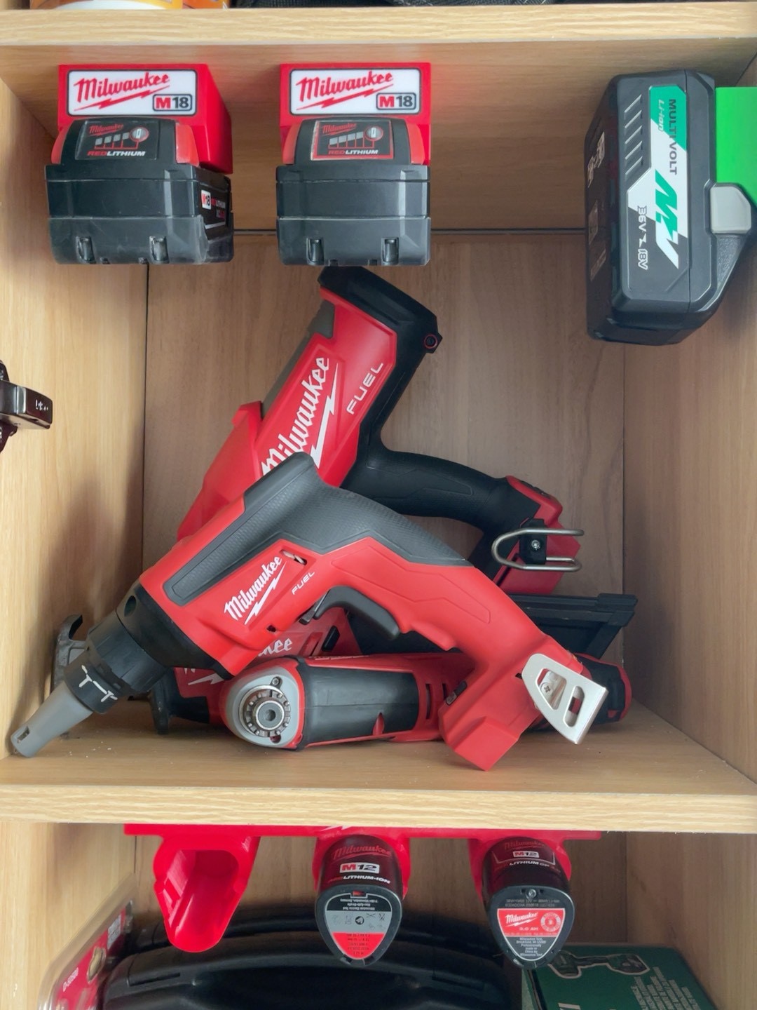 Milwaukee M12 / M18 Battery Holder