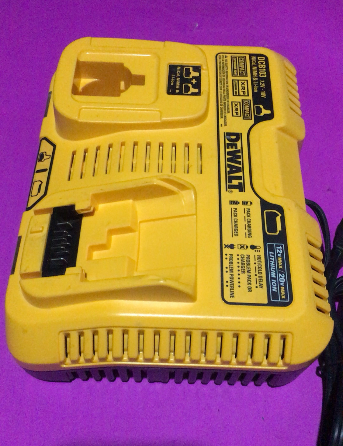 Genuine DEWALT DCB103 Dual Port Charger 12V-20V MAX & 7.2V-18V LI-ION ...