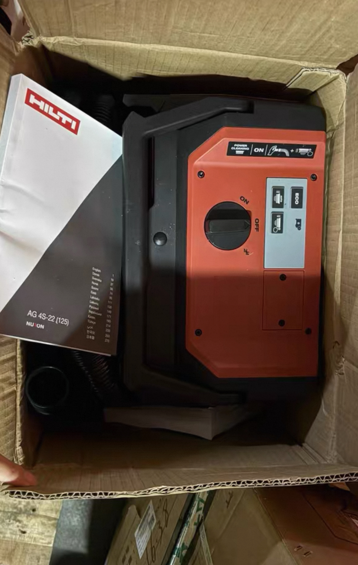 Hilti Nuron VC 4LX-22 T15 Cordless L-Class dust extractor