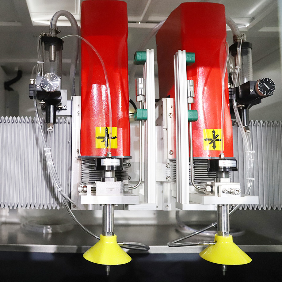 Fully Enclosed 5 Axis Ultra Precision CNC Waterjet Cutting Machine