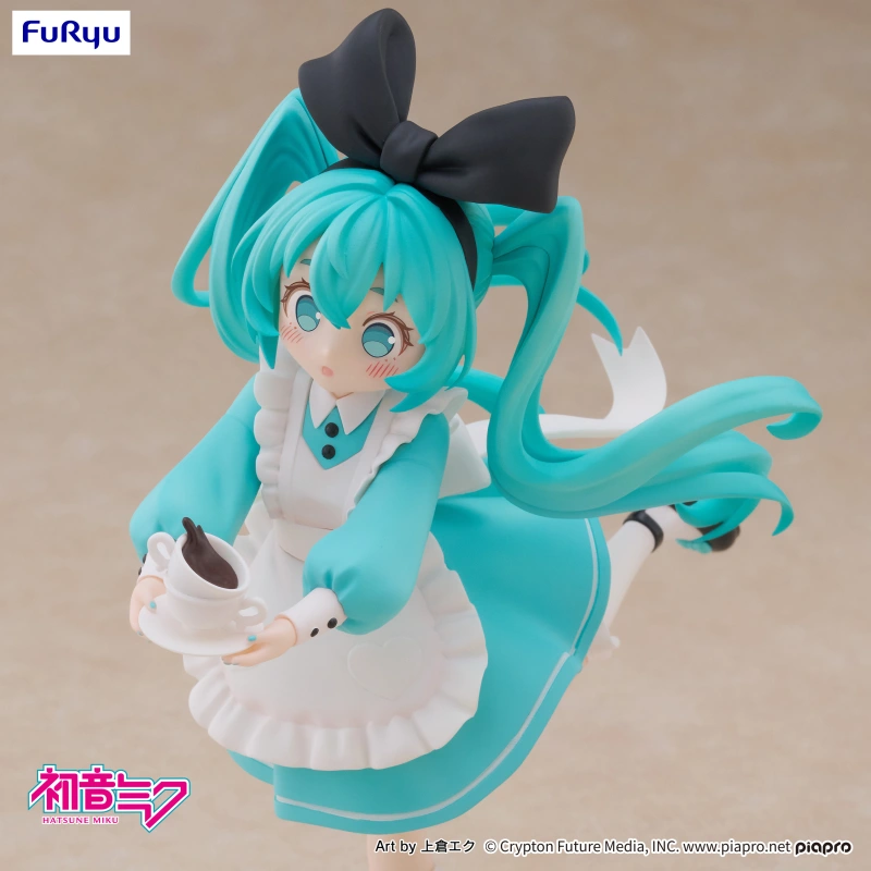 FURYU Desktop Fairy Tale: Hatsune Miku Wonderland