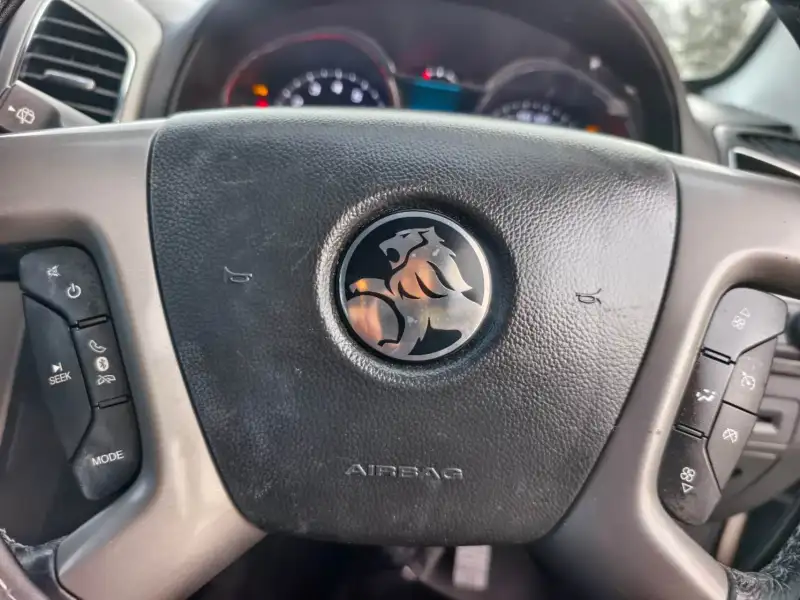 2015 HOLDEN CAPTIVA 7 LS ACTIVE , well maintained, only 99462 km, $ 9999