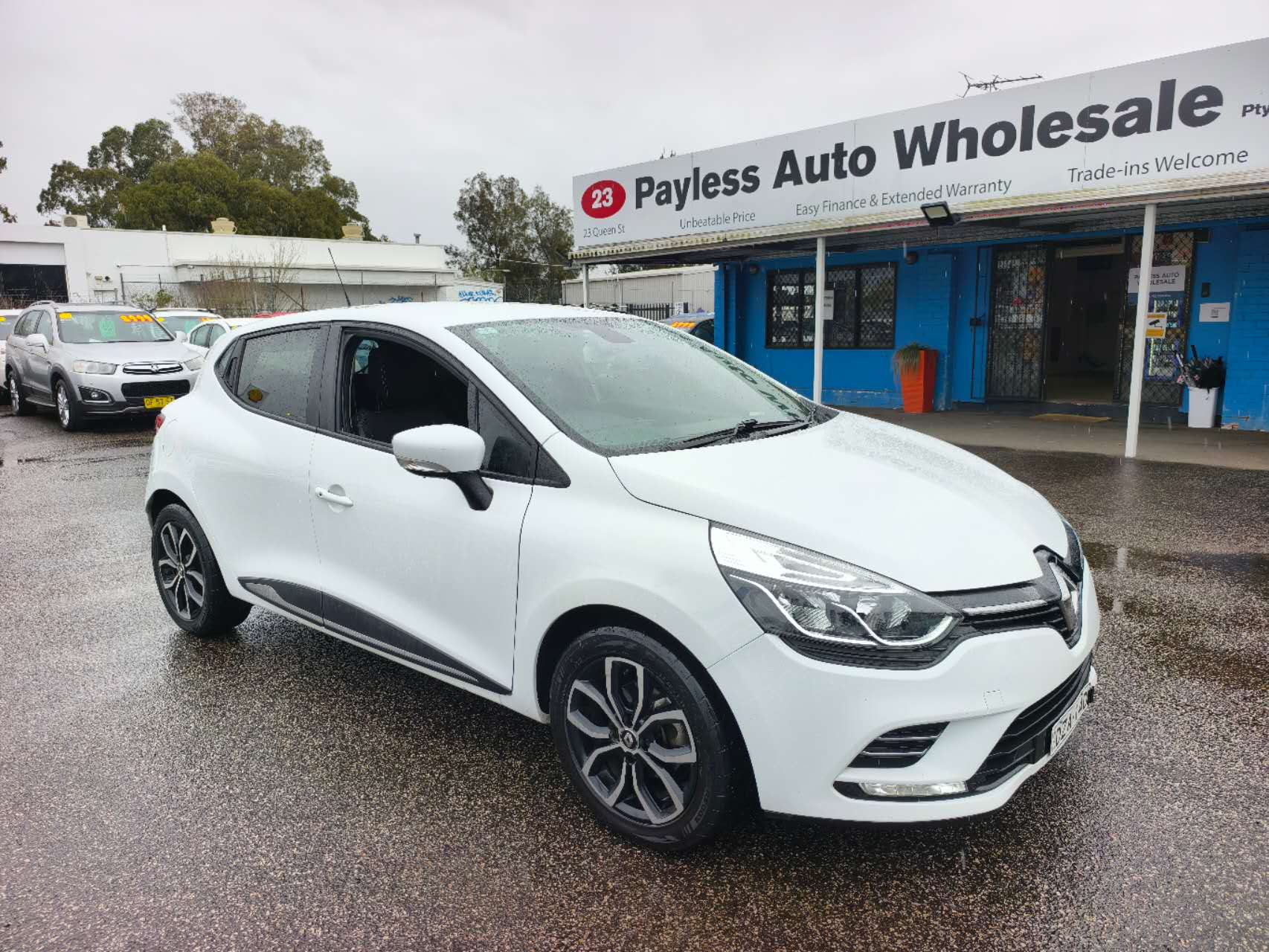 2018 RENAULT CLIO LIFE, auto, well maintained, $ 7999 On special