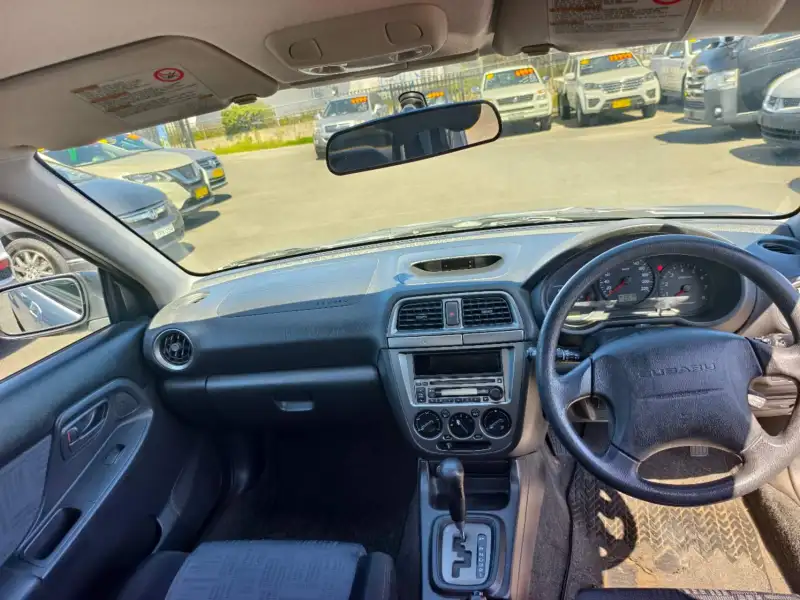 2002 SUBARU IMPREZA GX (AWD), auto, very low kilometers, well ...